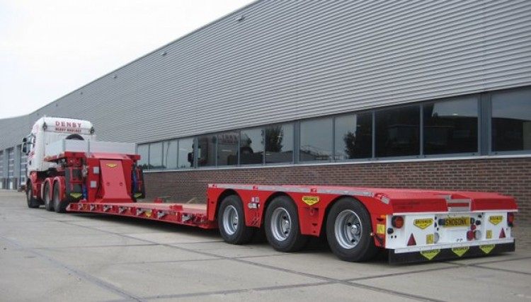Low Loader Trailer | Low Loader Hire | Denby Transport Limited